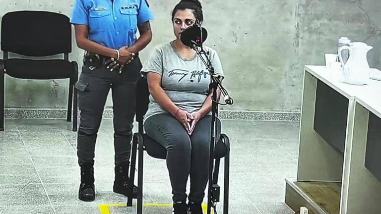 La enfermera acusada de matar bebés declaró y dijo que es La enfermera acusada de matar bebés declaró y dijo que es