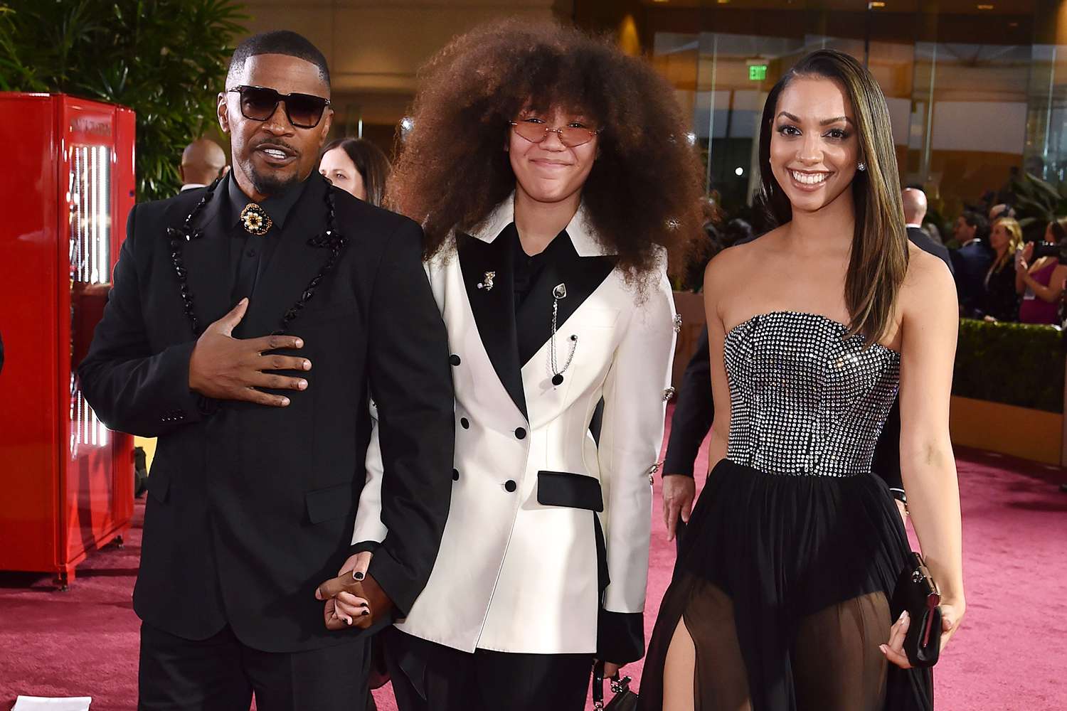 Jamie Foxx Says He's 'Already Won' After Bringing His 2 Daughters to ...