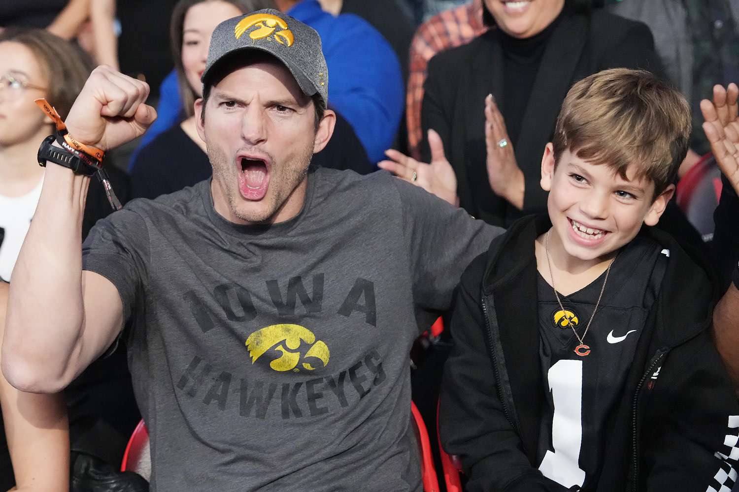 Ashton Kutcher and 8-Year-Old Son Dimitri Cheer Together at Los Angeles ...