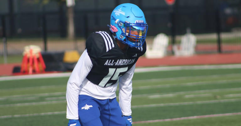 Photo Gallery: Oregon Commits and Targets in Action at Day 1 of Navy All-American Bowl Practice