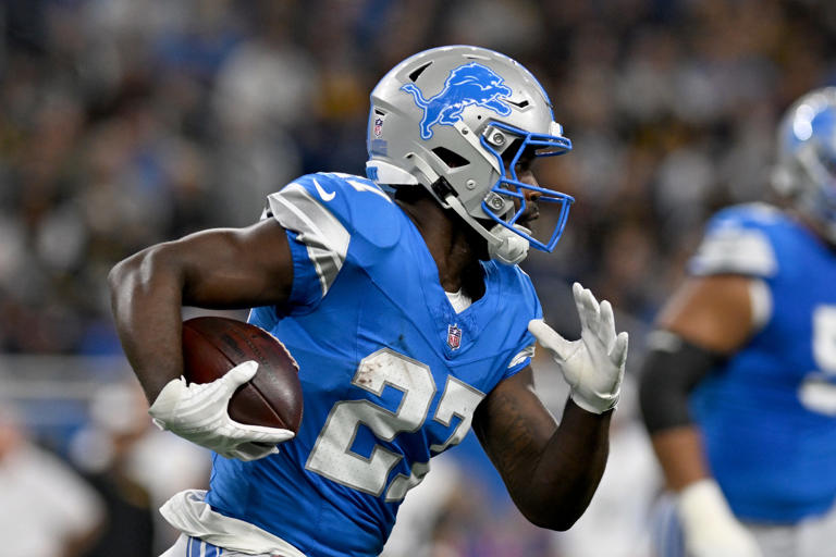 Cardinals sign 4 more players to futures deals, including 2 from ...