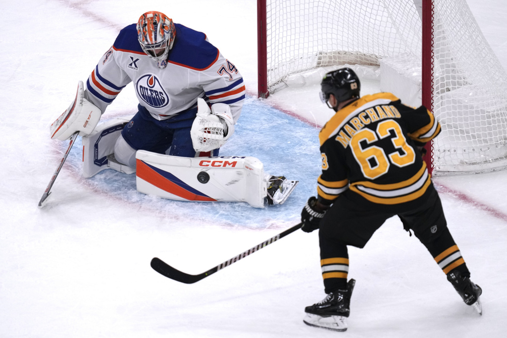 Adam Henrique scores 2, Connor McDavid has power-play goal as Oilers ...
