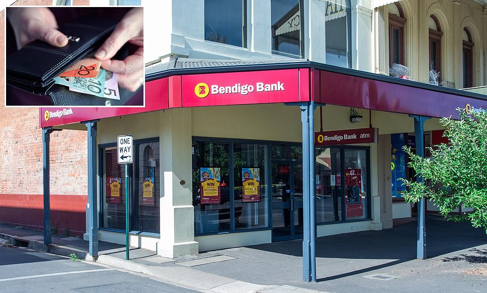 Major Australian bank introduces fee to withdraw cash