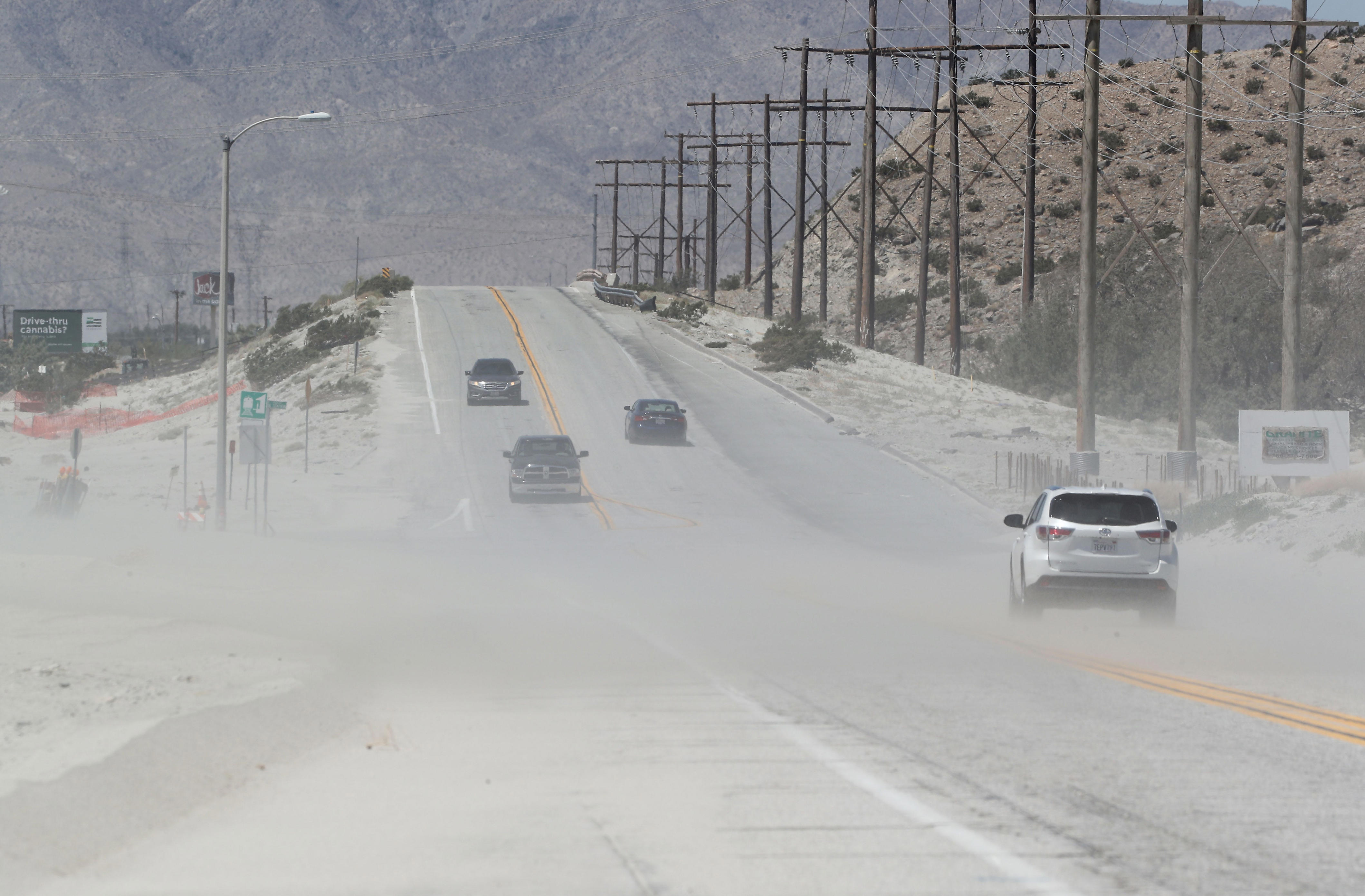 Is it safe to drive in high winds? Here's what Californians should know ...
