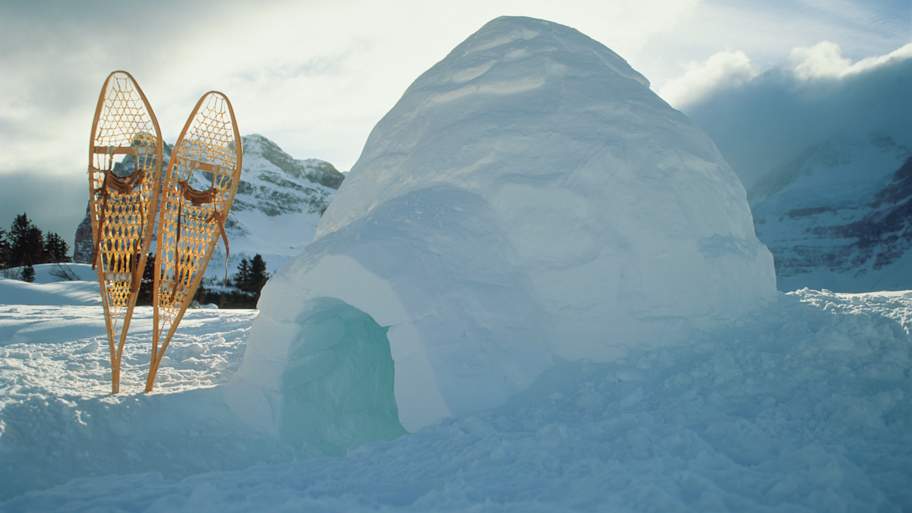 How Do Igloos Keep People Warm?