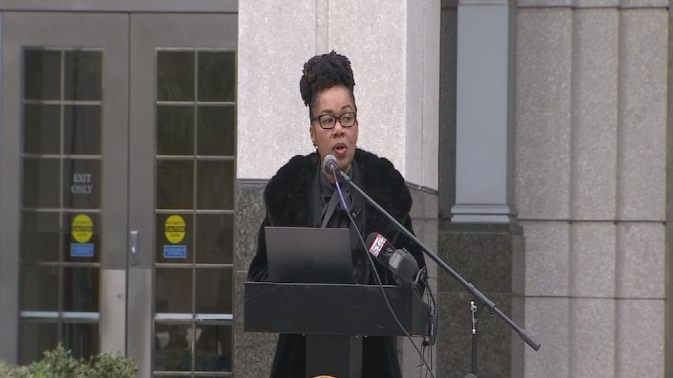 Worrell sworn in as State Attorney amid looming questions over grand ...