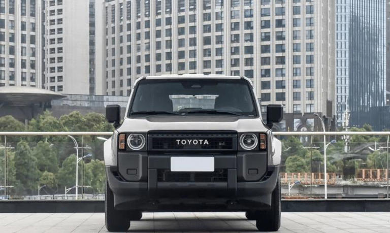 这才是真正的硬派SUV，近5米车身配2.4T+8AT全时四驱