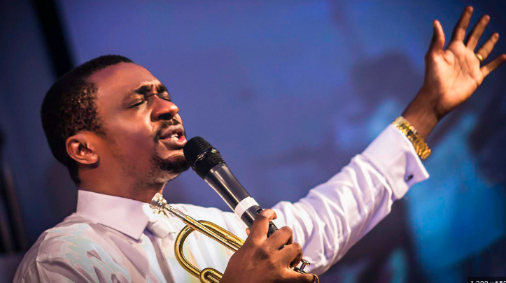 WATCH: Nigerian worship leader Pastor Nathaniel Bassey ministers at ... WATCH: Nigerian worship leader Pastor Nathaniel Bassey ministers at ...