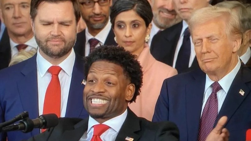 Social media applauds Reverend Lorenzo Sewell’s stirring prayer at ...