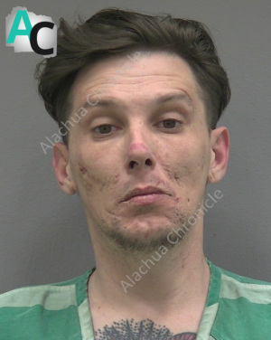 Gainesville man arrested for pulling knife on relative