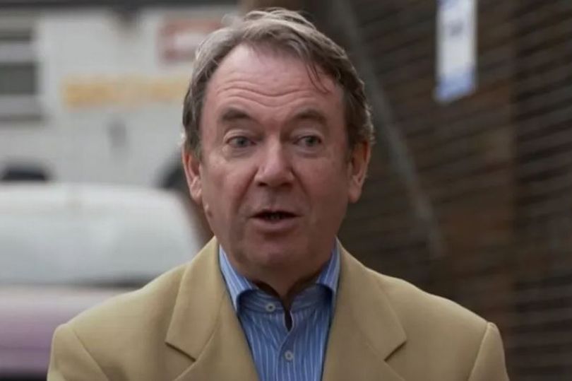 BBC Bargain Hunt host in disbelief as team makes show history amid rule ...