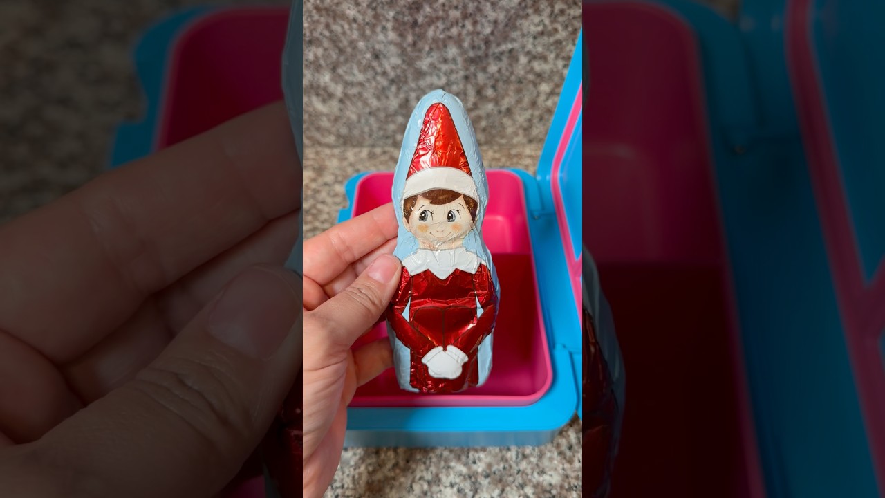 Packing school lunch with Elf on a Shelf surprise