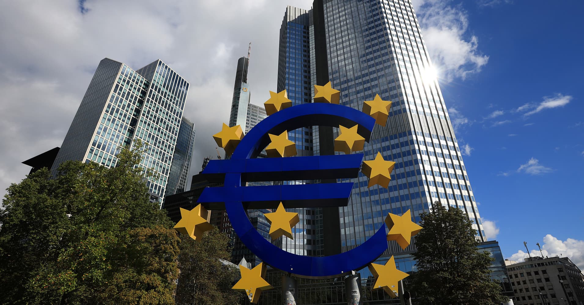 Europe bank bosses yearn for M&A as U.S. dealmaking expected to take off