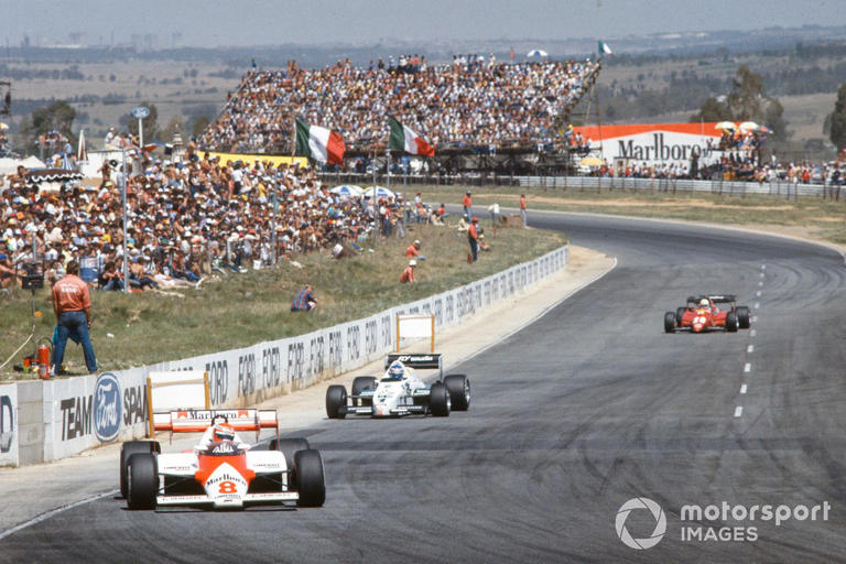 Após 32 anos de hiato, África do Sul abre processo de licitação para ...