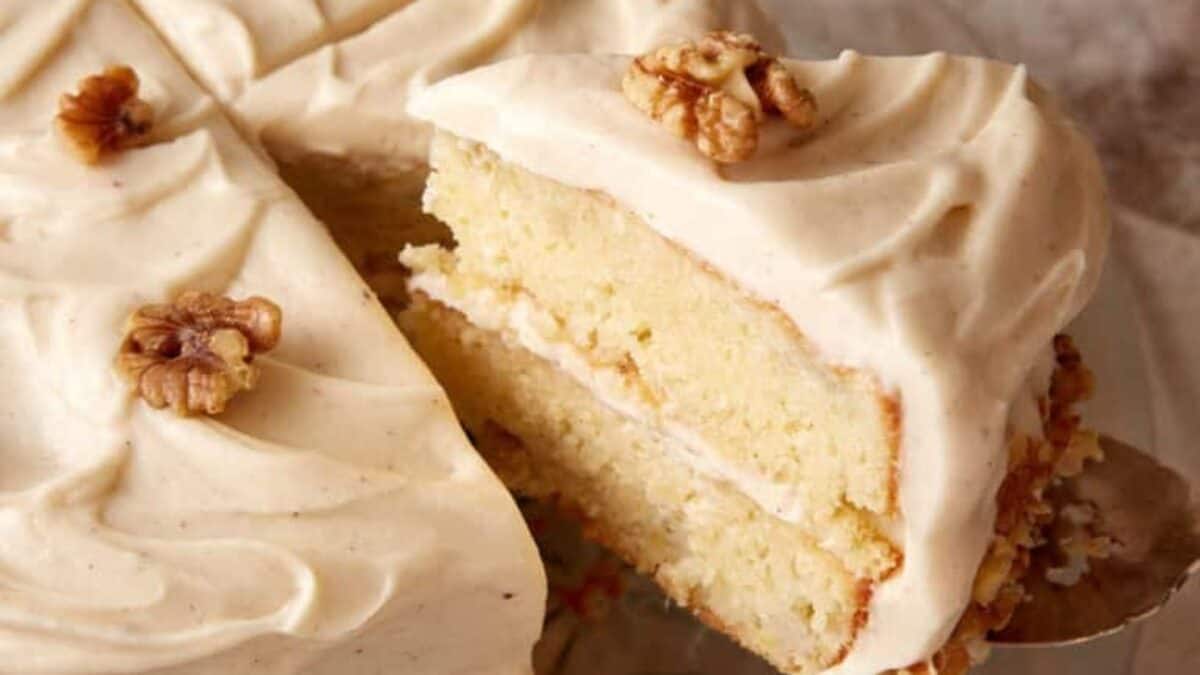 21 Spring Cakes and Frostings That Feel Fancy – But Are Totally Foolproof