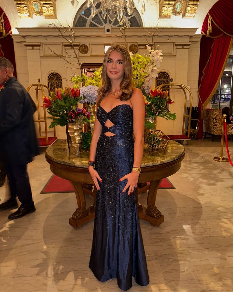 Los dos fabulosos vestidos con los que Kai, la nieta de Donald Trump ...