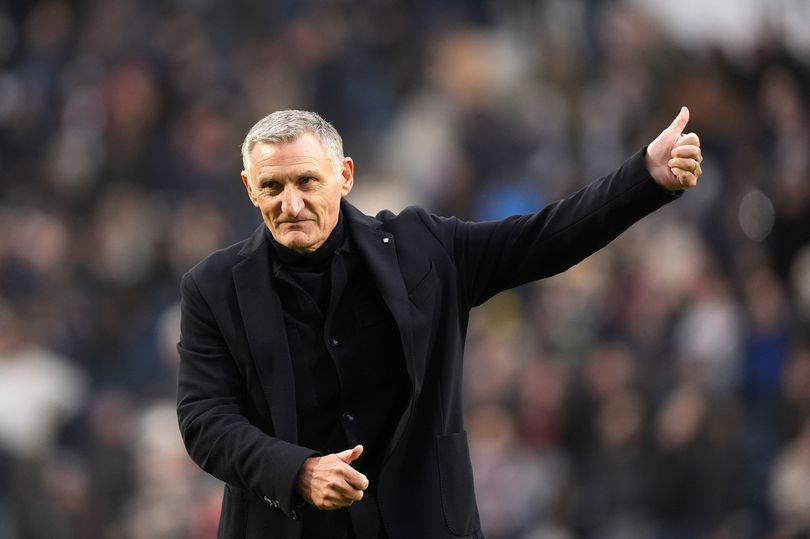 Middlesbrough 'irony' for Tony Mowbray as he details cancer battle ...