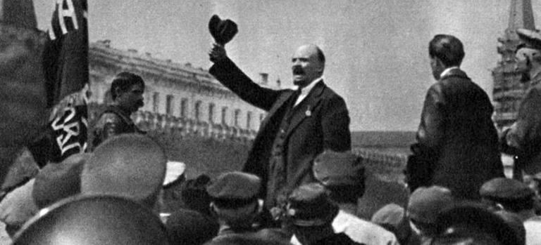 21 de janeiro, morre Lenine, influente personalidade do século XX