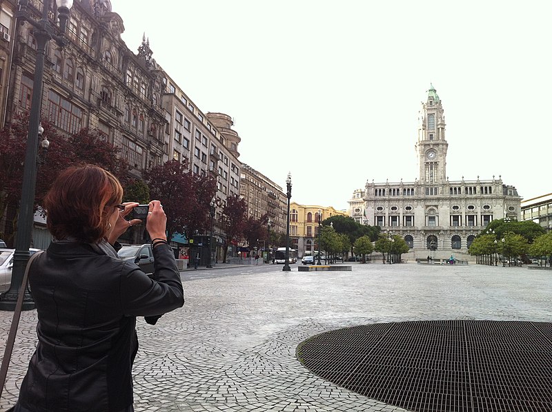 AI Tool Can Pinpoint Photo Locations in Seconds, Raising Privacy Concerns