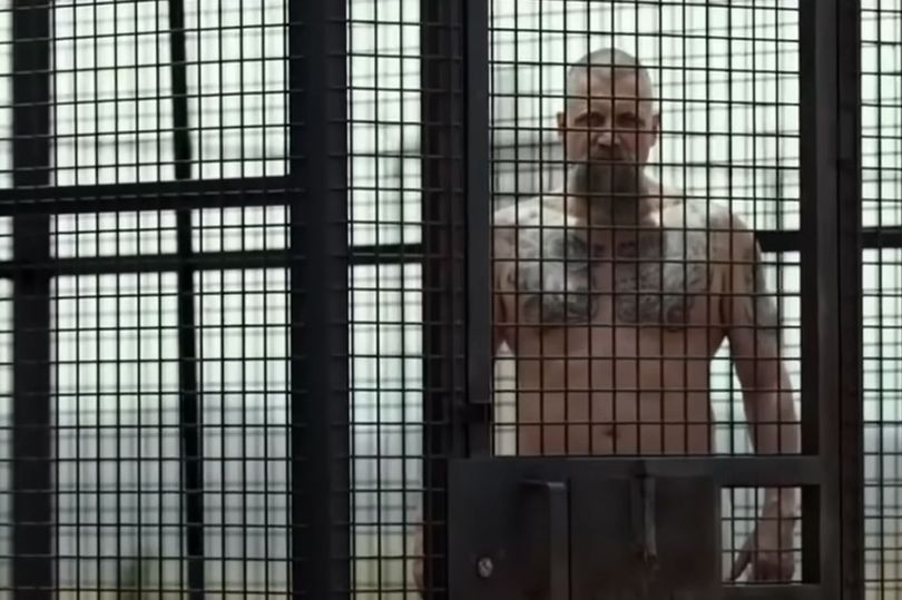 Breaking Bad fans rave over must-watch Netflix prison drama with 'one ...