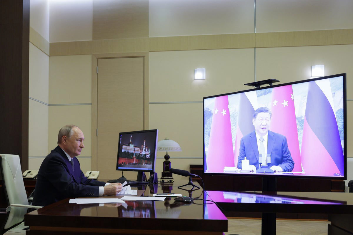 Putin proposes deeper ties with China in call with ‘dear friend’ Xi Jinping Putin proposes deeper ties with China in call with ‘dear friend’ Xi Jinping