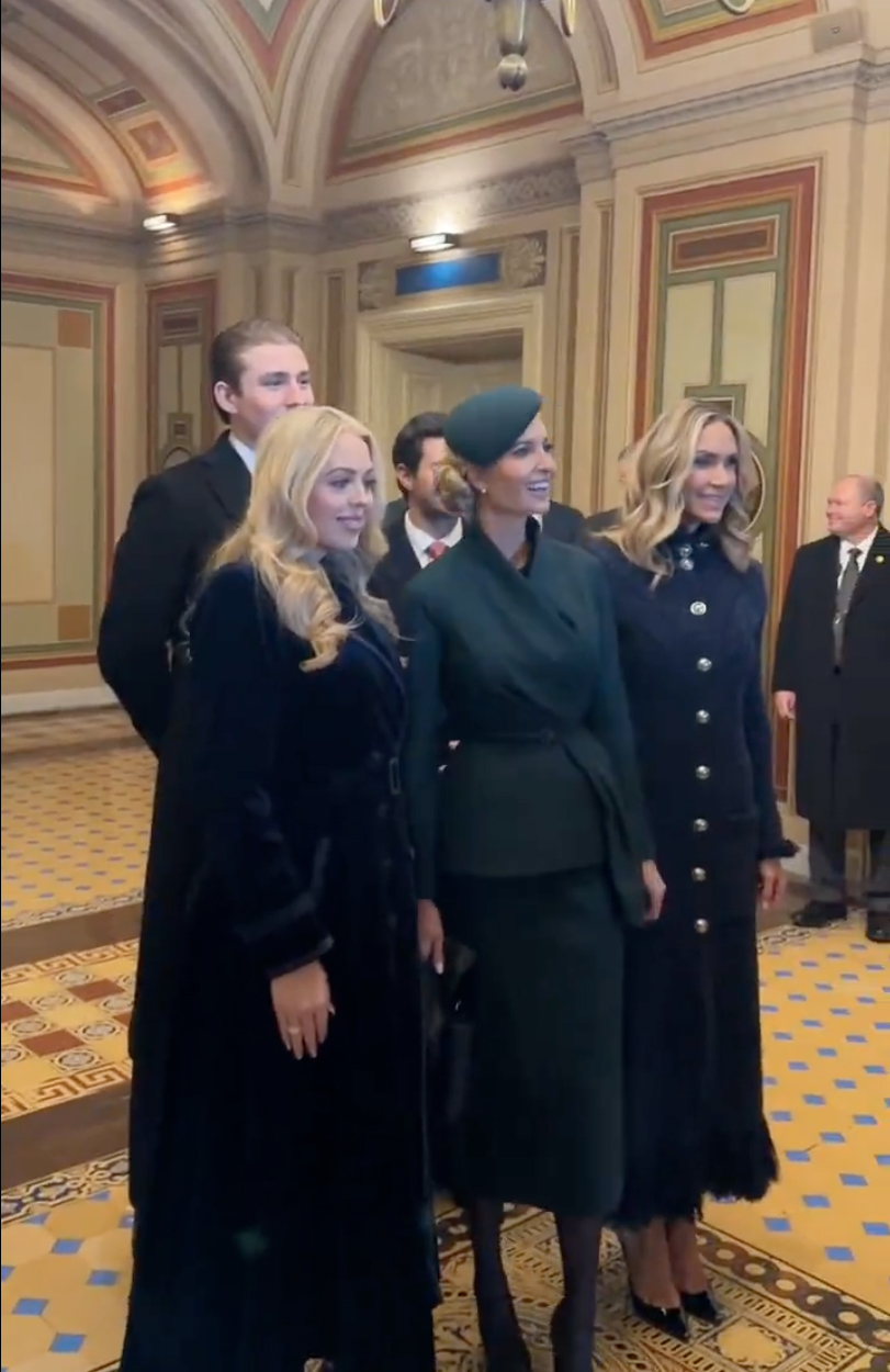 Barron Trump hilariously photobombs half-sisters Ivanka and Tiffany at ...