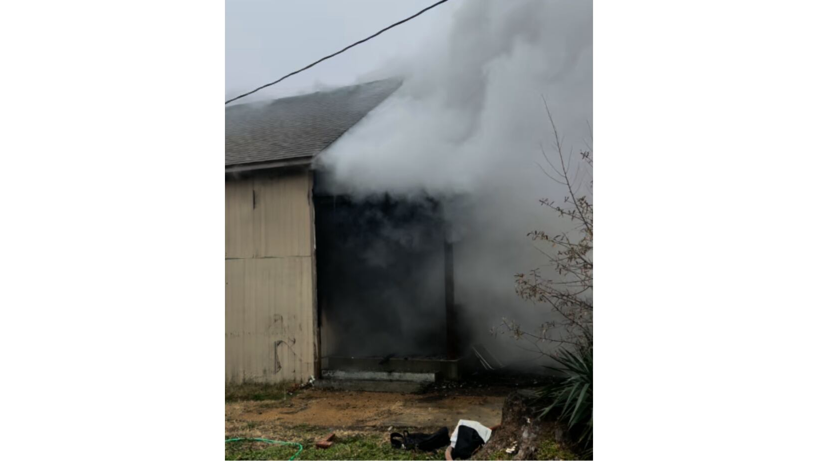 8-year-old burned while attempting to put out fully involved house fire ...