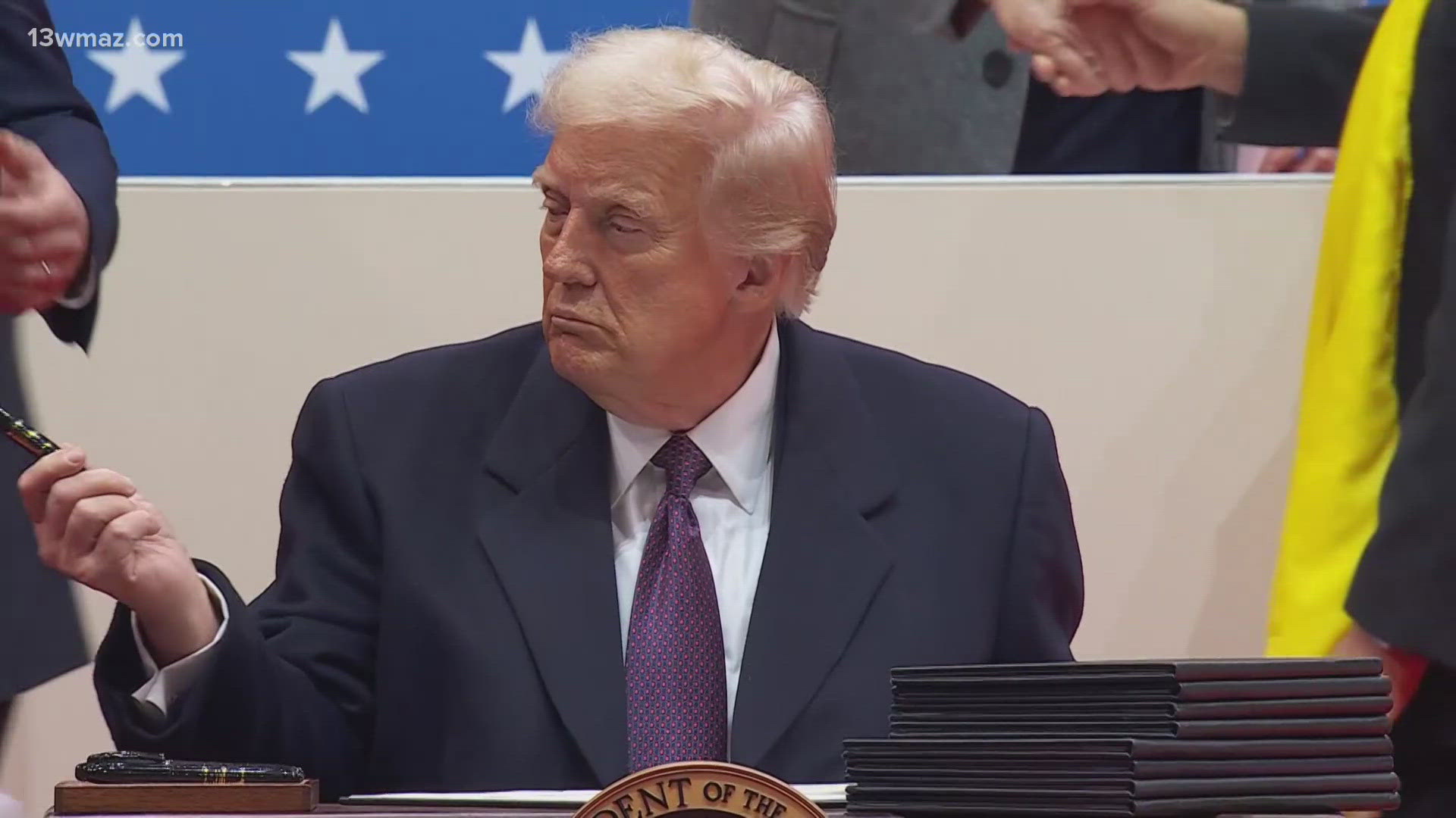 Trump freezes federal on grants put on pause by judge | How leaders are ...