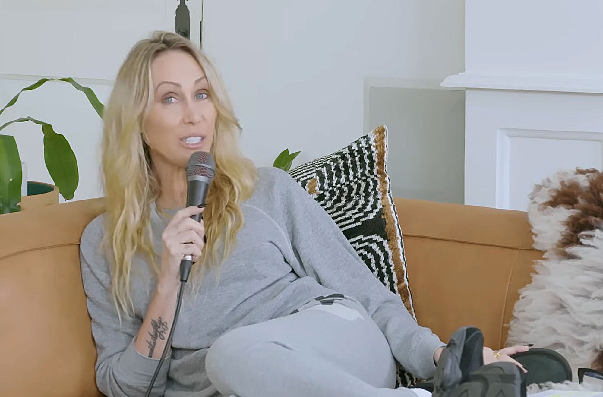 Tish and Brandi Cyrus shade Miley’s ex-husband, Liam Hemsworth, while ...