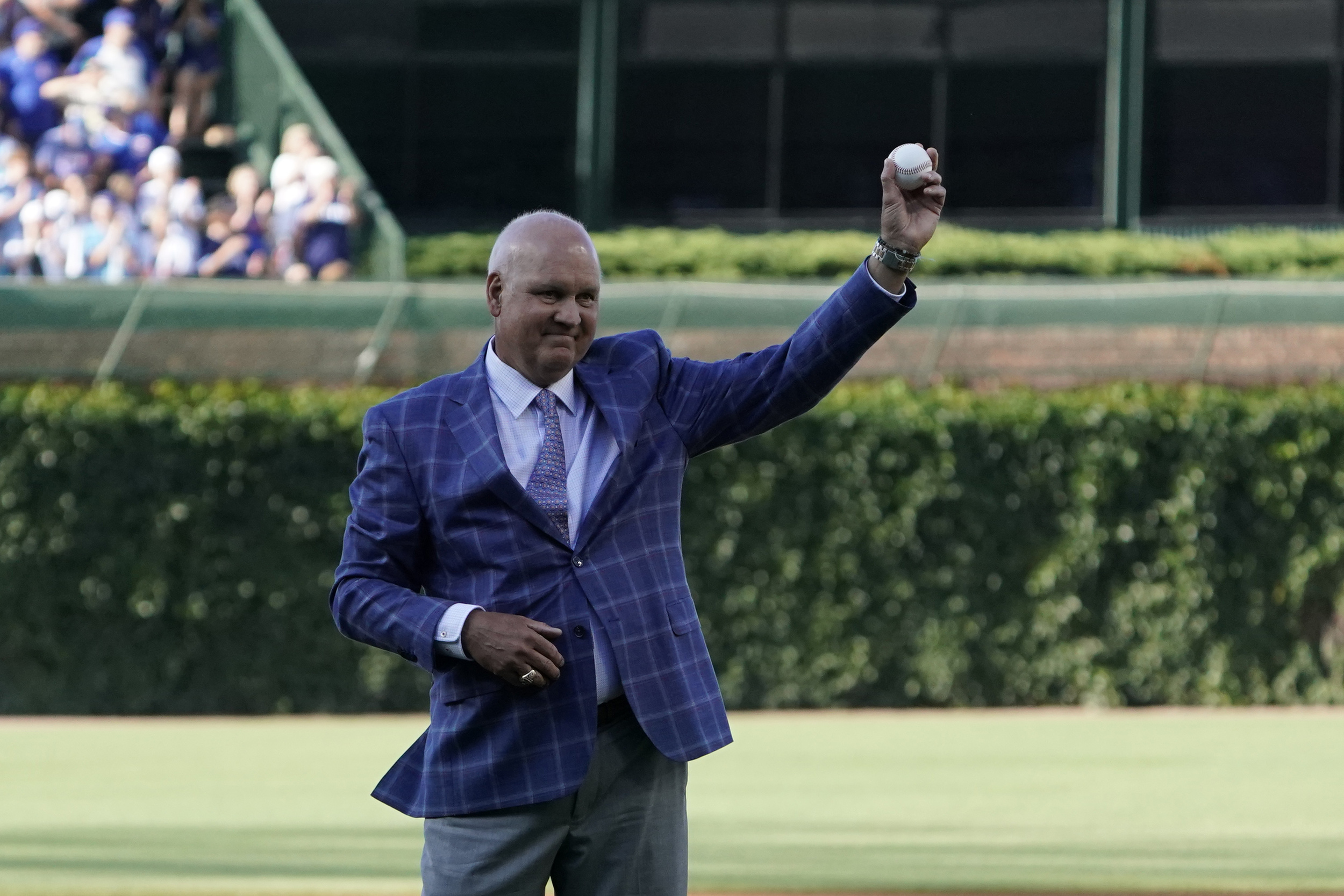 Update on Chicago Cubs legend Ryne Sandberg as he again battles cancer