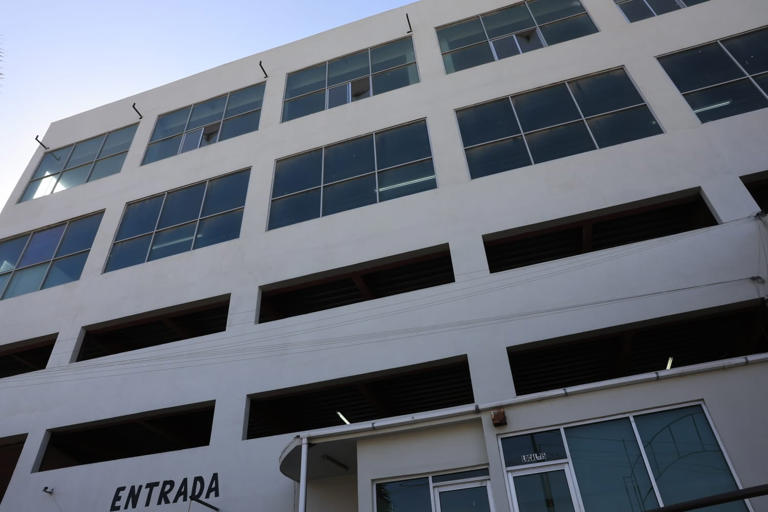 Goose Island Releases ‘Big Mango Beer Hug’