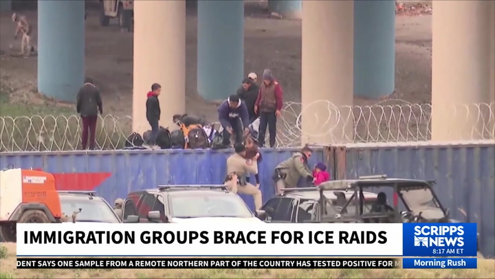 Chicago Braces for Possible ICE Raids Amid Deportation Fears