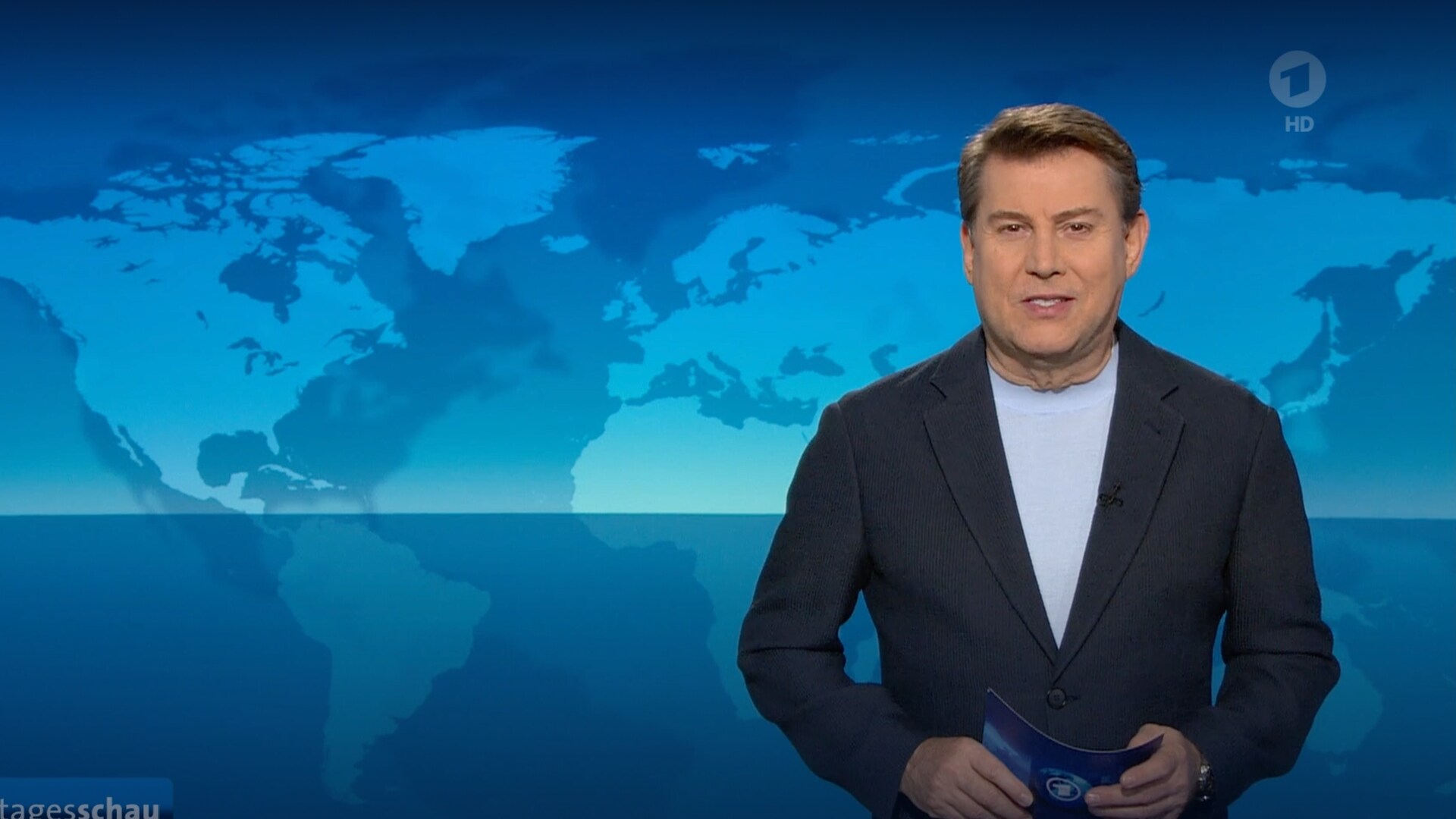 „Tagesschau“-Sprecher Jens Riewa überrascht mit neuem Look