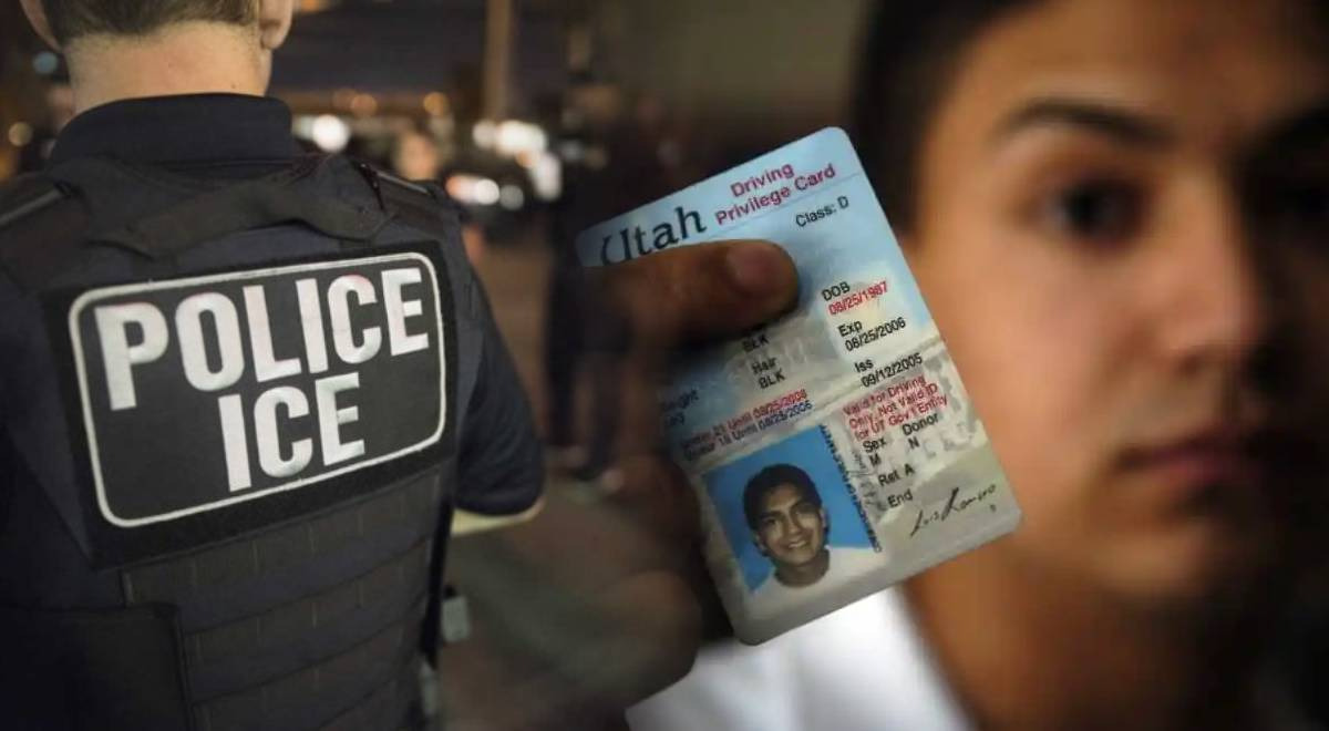 ¡Toma nota inmigrante! Presenta estos DOCUMENTOS si eres detenido por ...