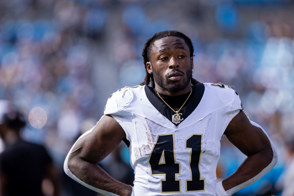 Alvin Kamara Shares Valuable Tips with Colorado Running Backs During Visit