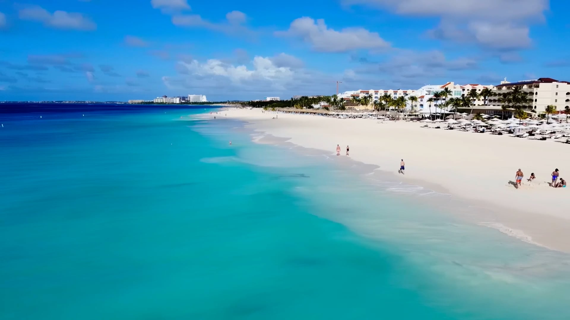 Flight Over Paradise: Drone Explores Iconic Aruba Landmarks