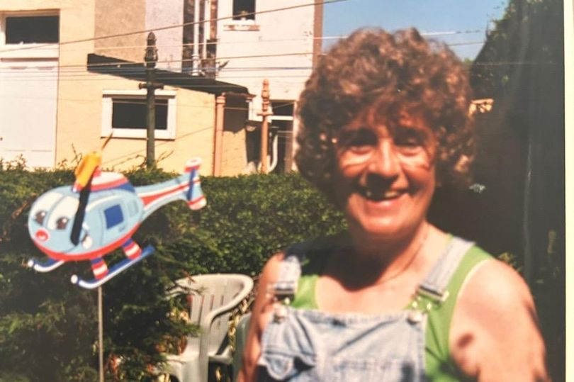 Tributes to beloved East Lothian painter who had decades-long arts career