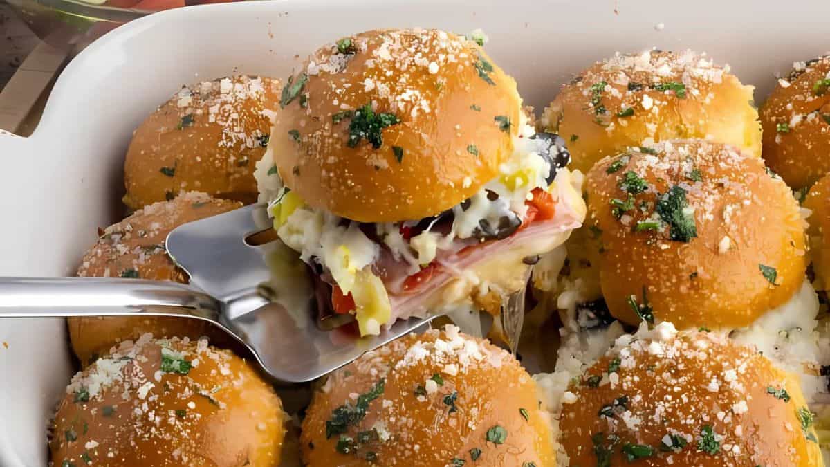 25 Game Night Food Ideas Sure to Please a Crowd