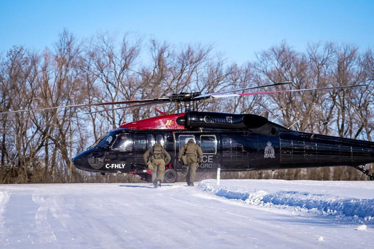 ‘What the heck is that noise?’: New RCMP choppers patrol Manitoba border