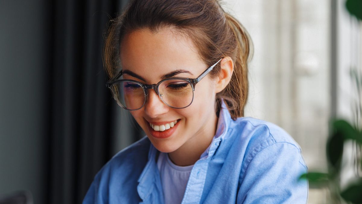 8 Well-Paid Online Jobs to Earn $1,000 Each Month