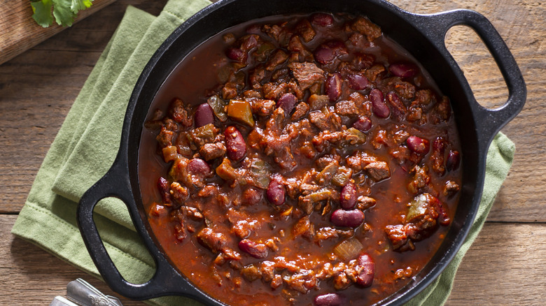 The Simple Side Dish That Easily Thickens Runny Chili