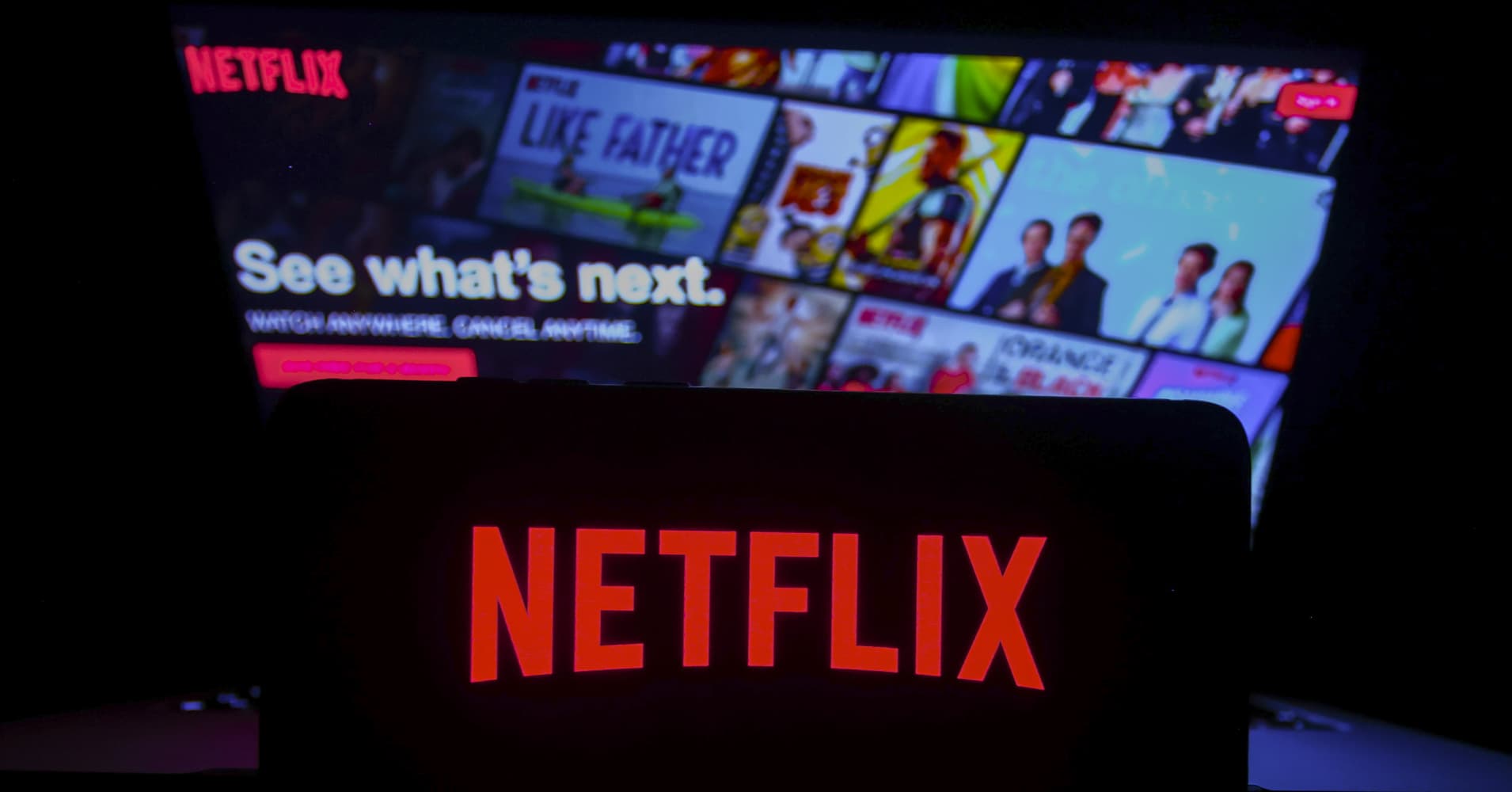 Netflix shares soar as company reports surging revenue, tops 300 ...