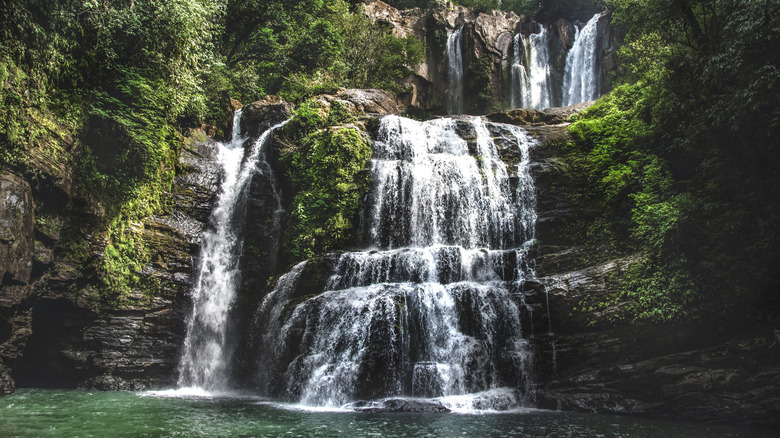 'One Of Costa Rica's Most Beautiful Waterfalls' Is Wide, Wispy, Dreamy ...