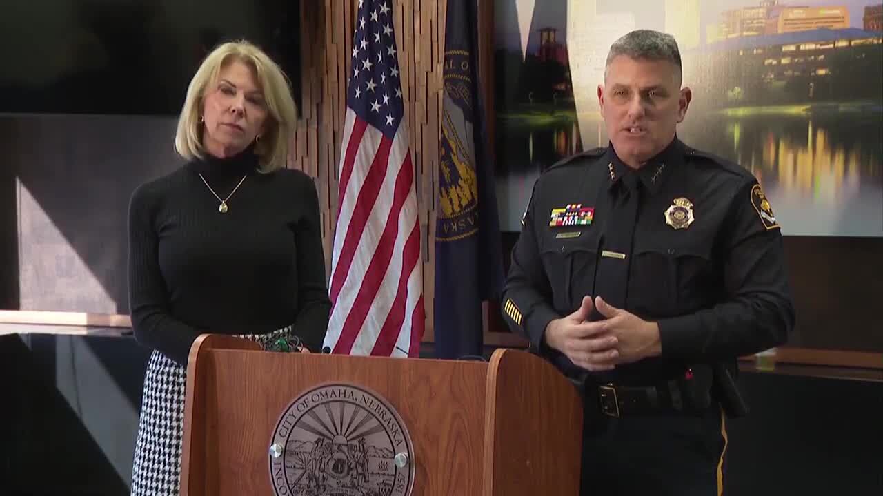 ‘Right down the middle’: Omaha mayor, police chief detail city’s ...