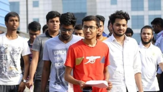 JEE Main 2025 session 1 begins today: Dress code, admit card link ...