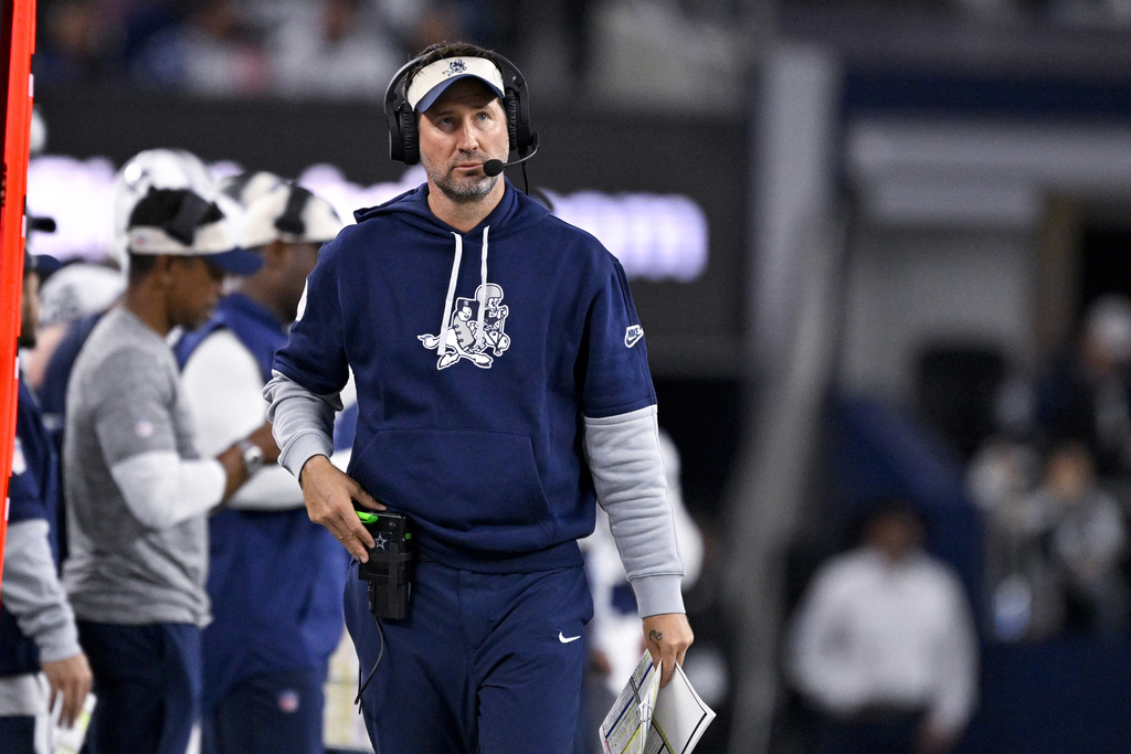 Cowboys interview their offensive coordinator, Brian Schottenheimer, in coach search
