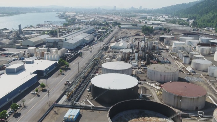 New Portland city council wades into Zenith Energy permitting battle