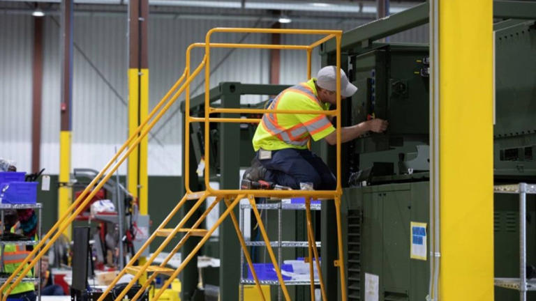 Marshall delivers final container for Royal Netherlands Army