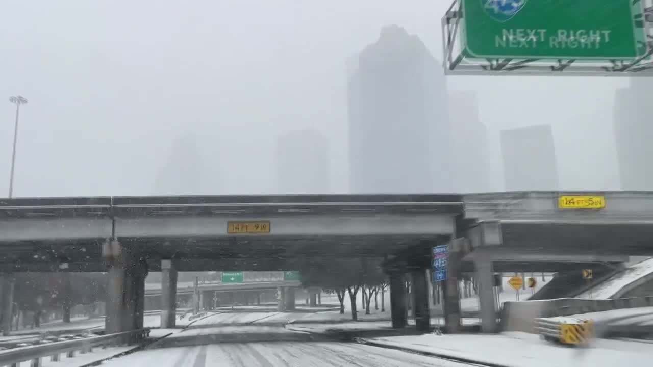 Light snow dusts North Texas while Southeast Texas sees blizzard-like ...