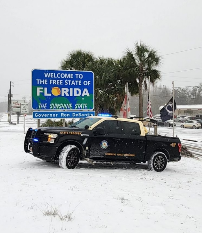 WATCH: Snow falls in Florida during rare winter storm